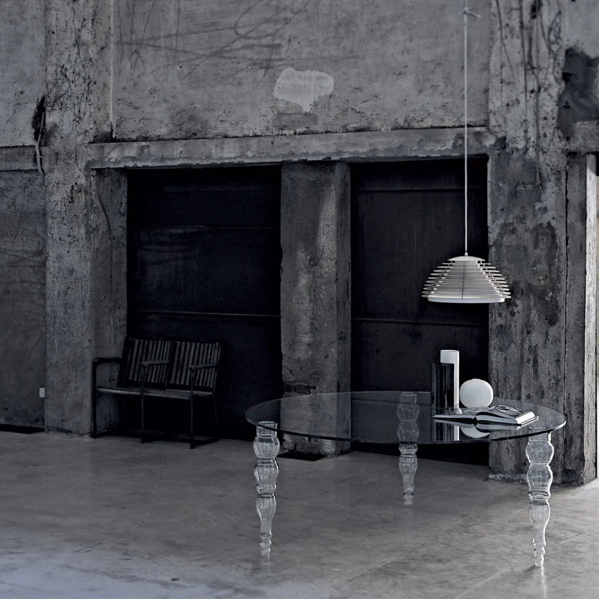 Post Modern Round Dining Table – Italian Luxury Interiors