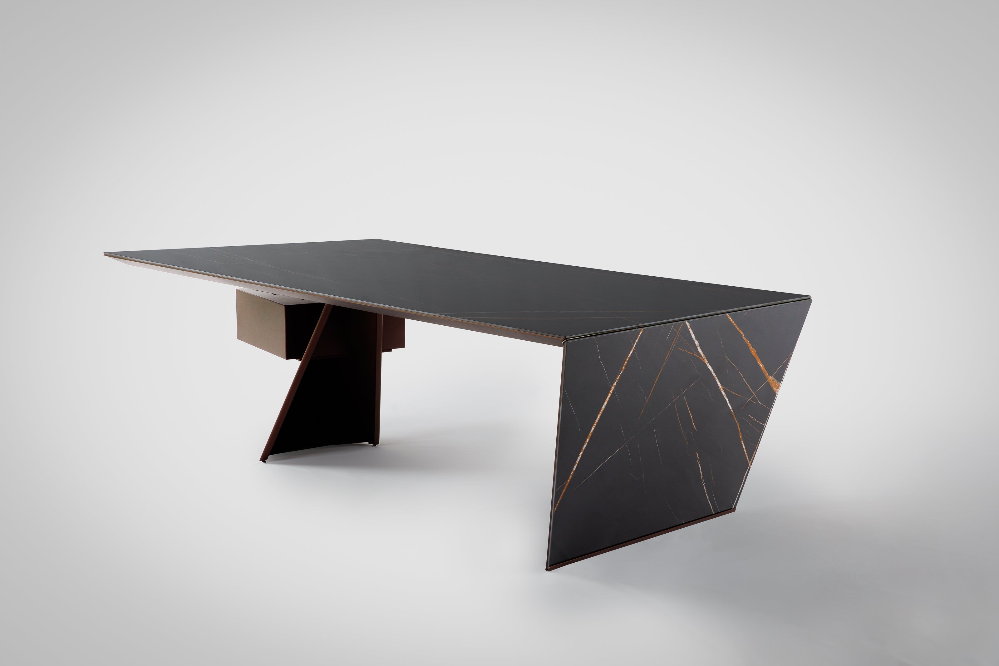 Nasdaq Keramik Office Desk – Italian Luxury Interiors