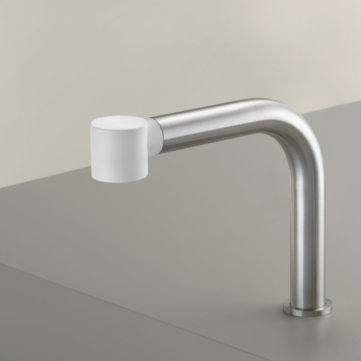 Deck Mounted Spouts For Washbasin / Bidet NEU44 – Italian Luxury Interiors